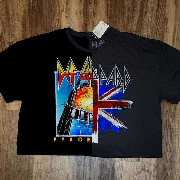 Rue21 | Tops | Def Leppard Cropped Tshirt | Poshmark